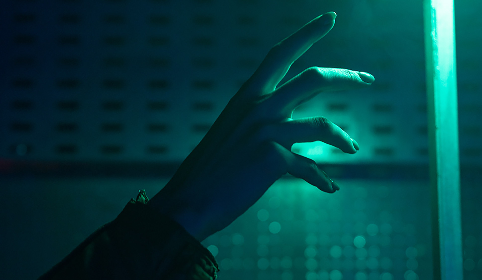 The Dark Side Of Tech Design The Rise Of Dark Patterns Gee Tech